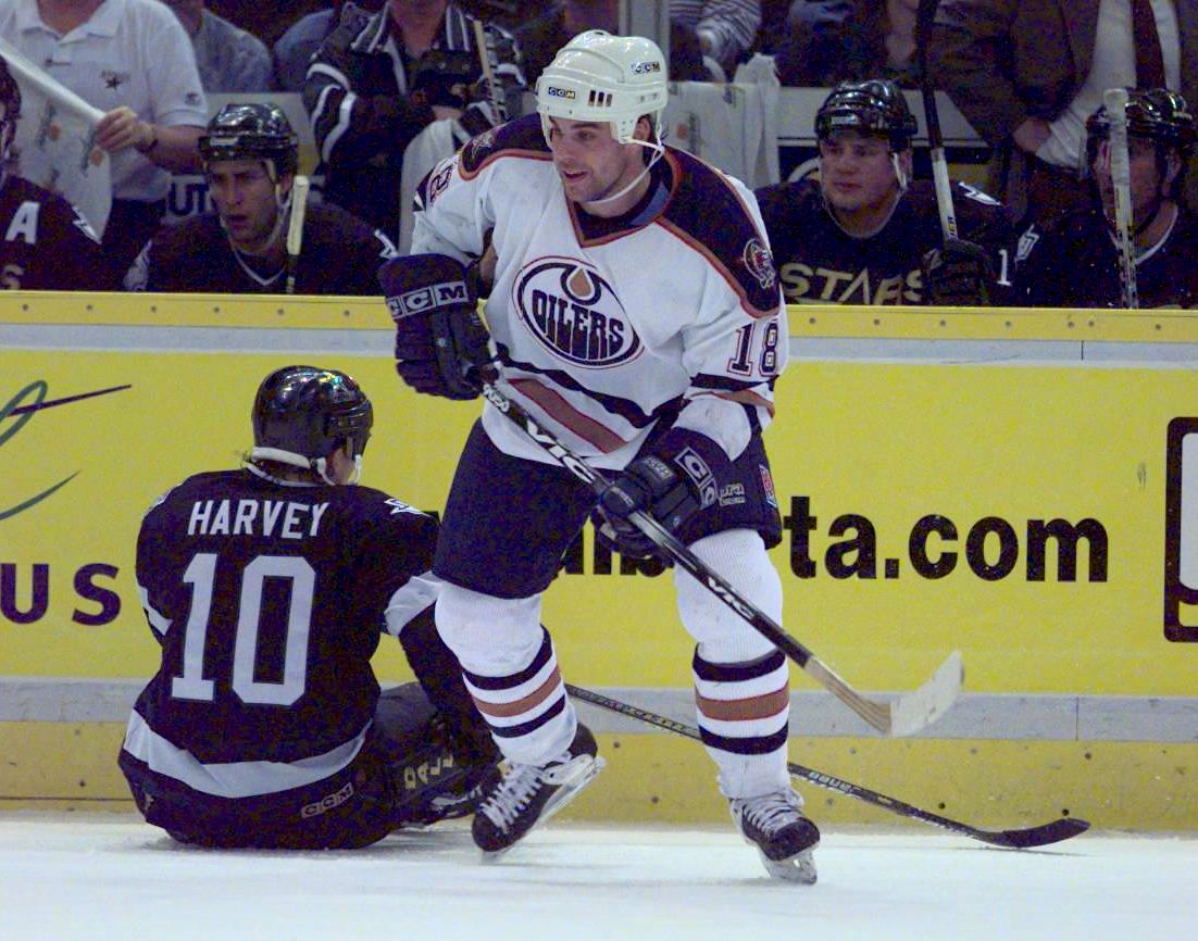 Wolf Tracks: Former Wolves playoff star excited to see where this goes ...