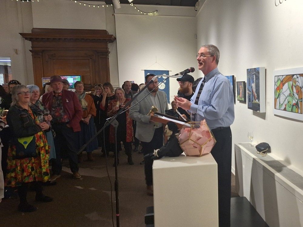 'What's in the Box' gala a good surprise for arts centre | Telegraph ...