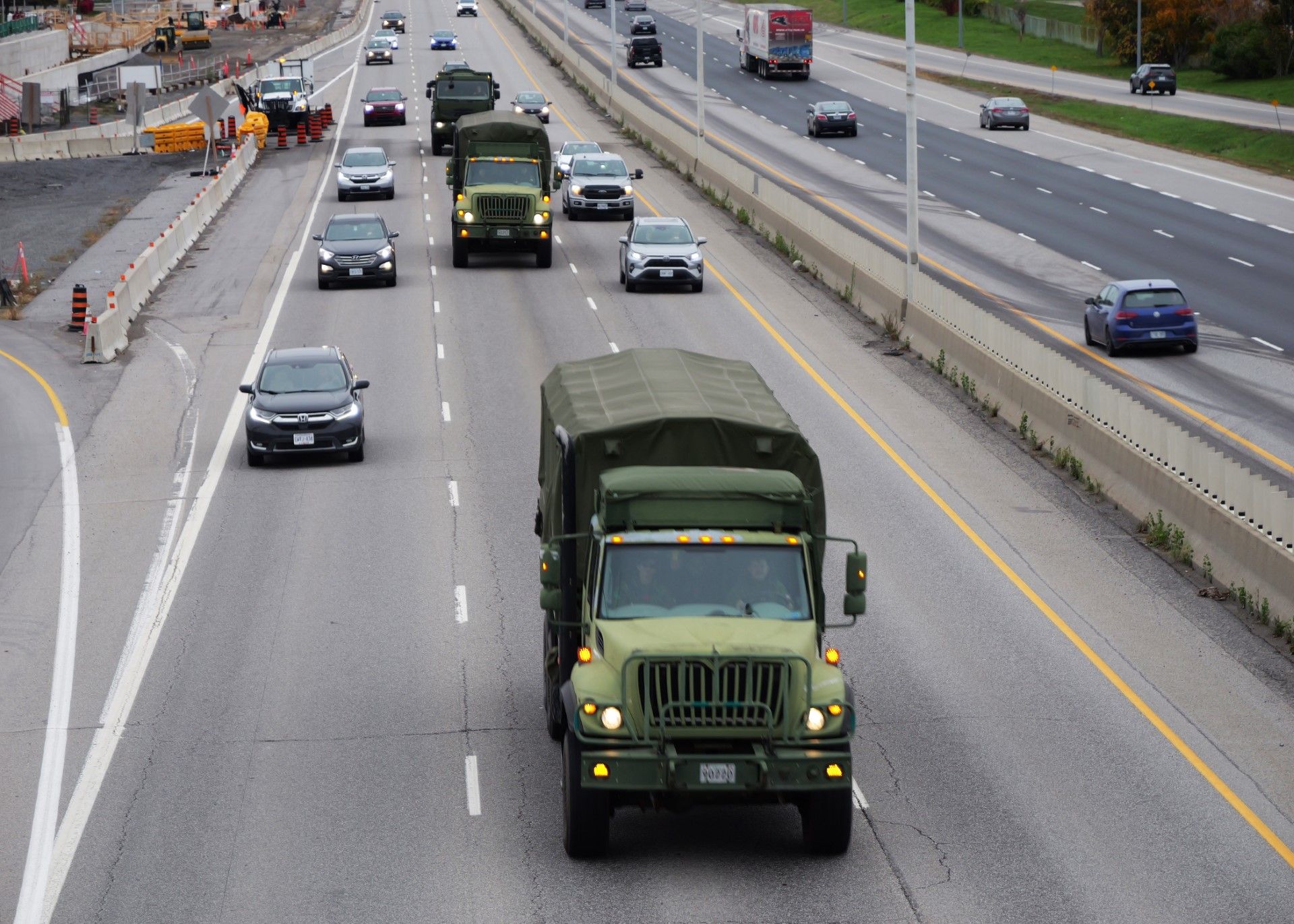 Increased military convoy on highways between Ottawa and North Bay ...