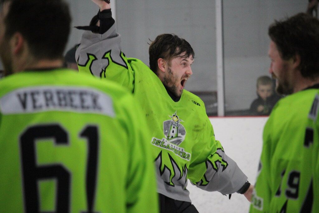 Sault Ste. Marie’s Jake Kment nets top goaltender honours | Sault Star