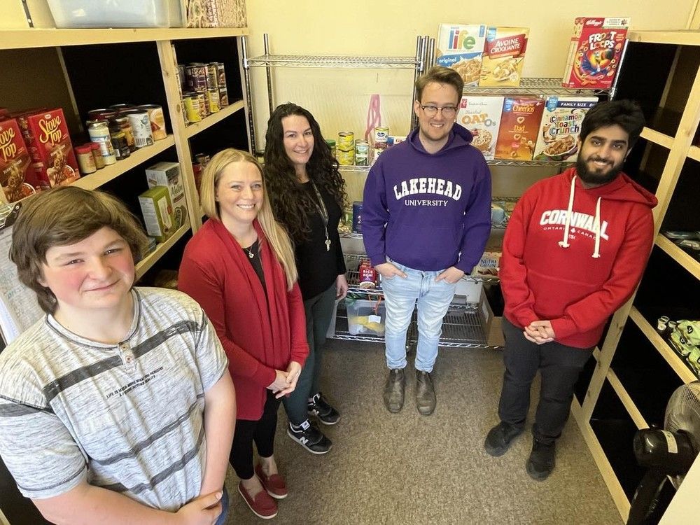 Sharing Pantry at Cornwall Collegiate a student success story ...