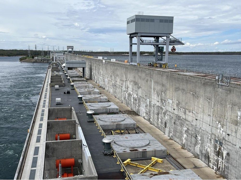 Ontario energy minister Smith makes powerful announcement in Cornwall ...