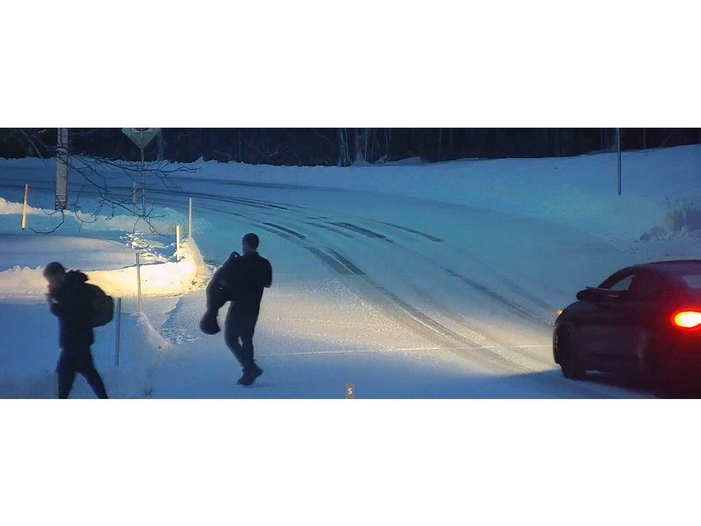 Gunman was 'frantic,' upset before shooting: witness | Telegraph-Journal