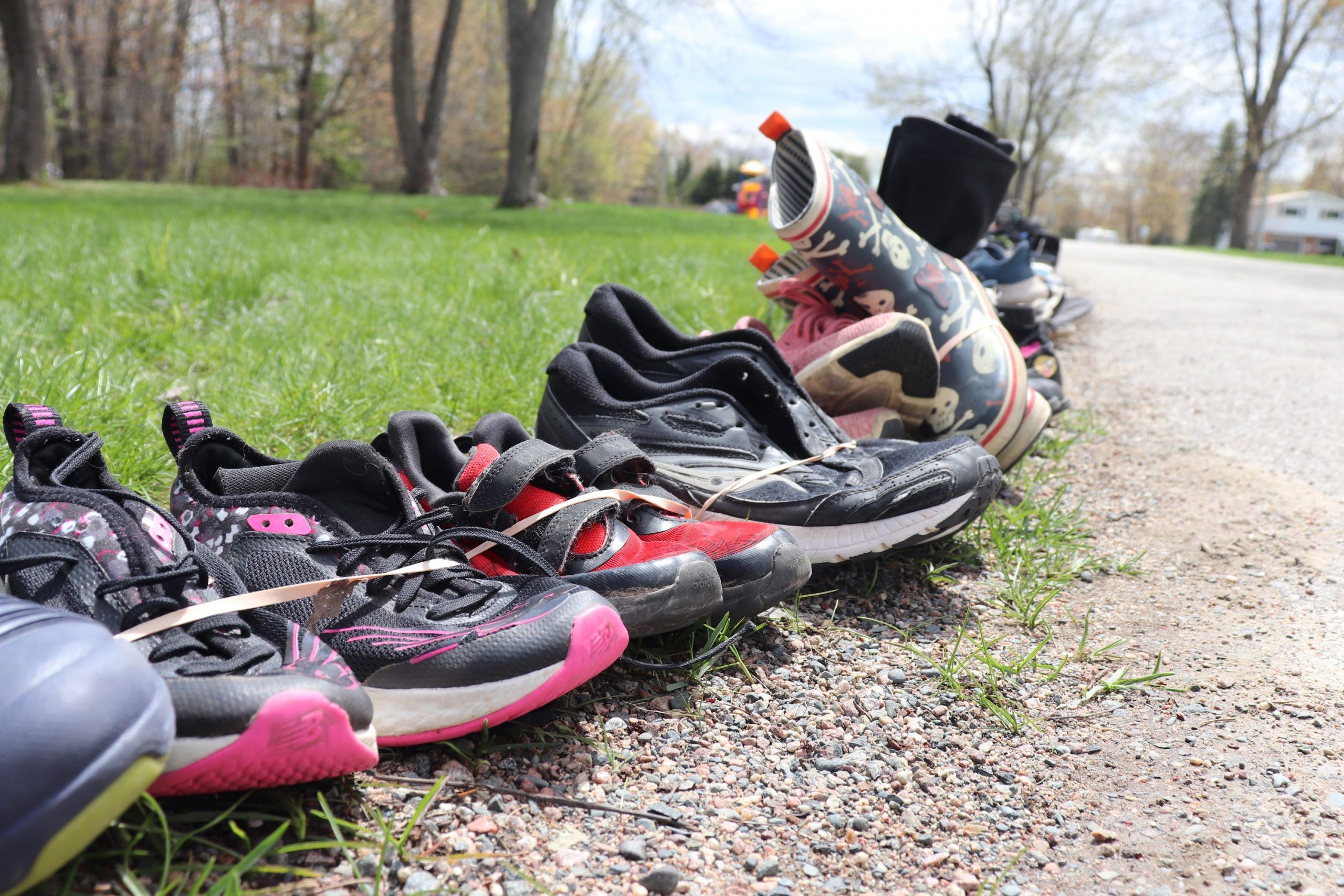 GALLERY: Tarentorus students give up some soles for souls | Sault Star