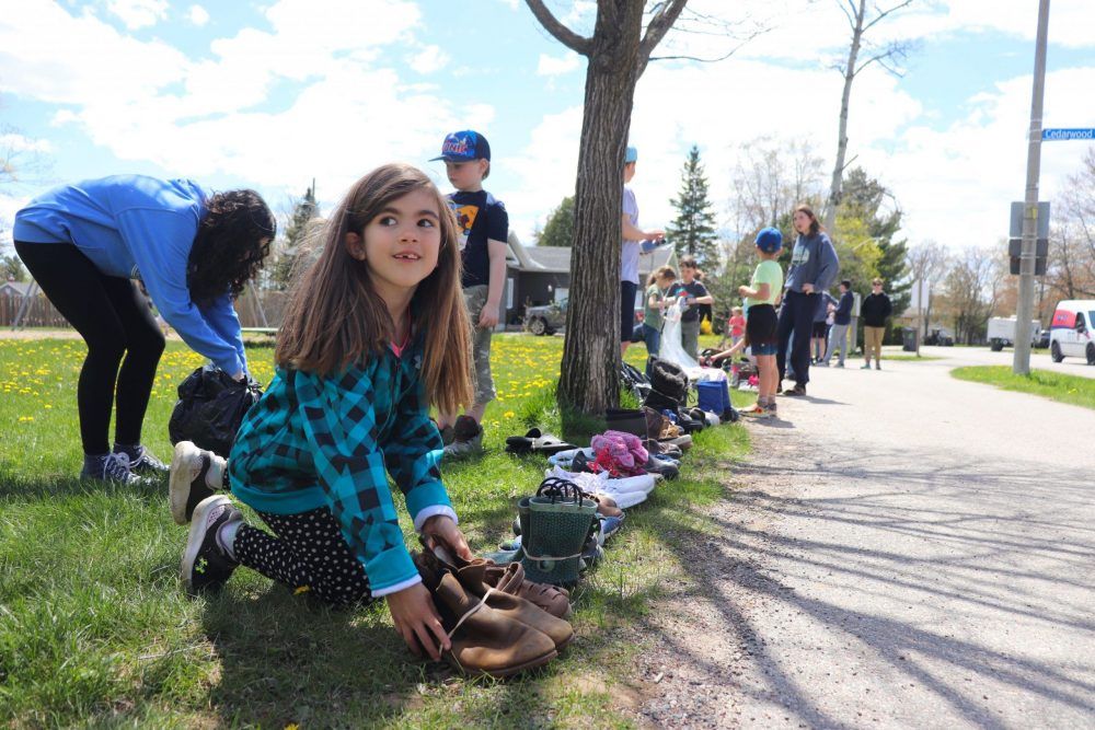 GALLERY: Tarentorus students give up some soles for souls | Sault Star