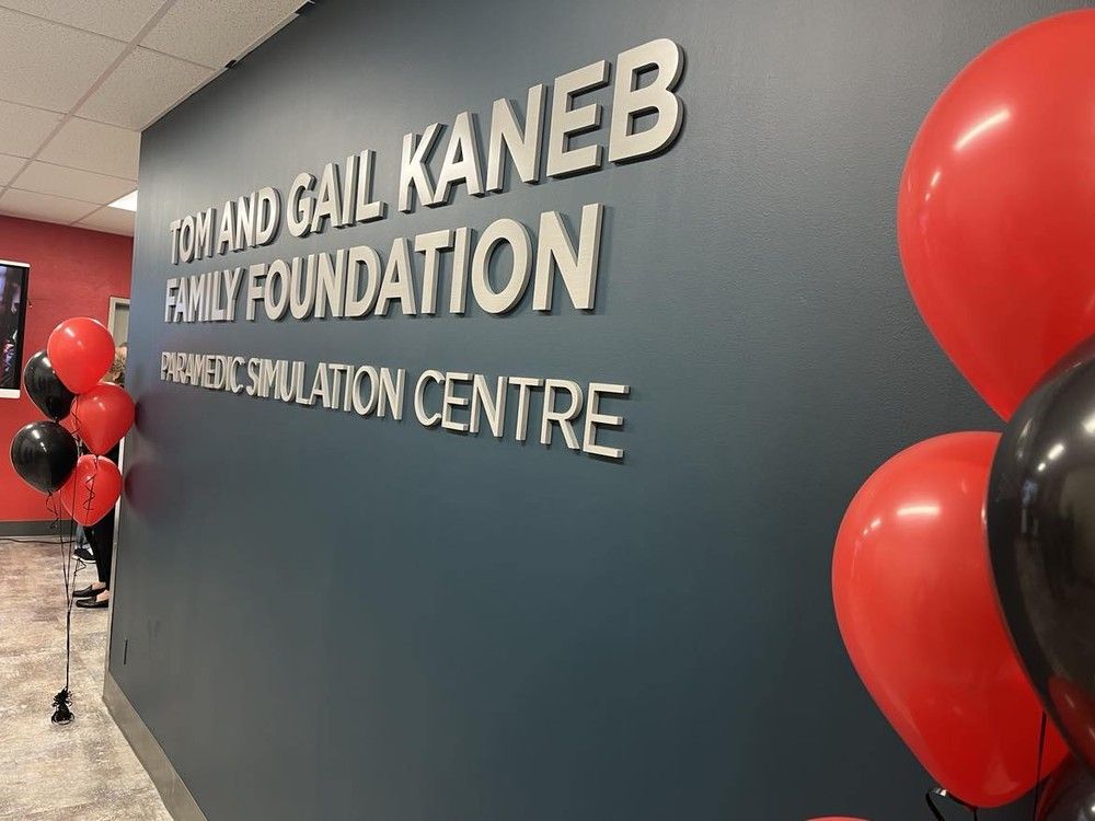 Kaneb Foundation Paramedic Simulation Centre opens at SLC Cornwall ...