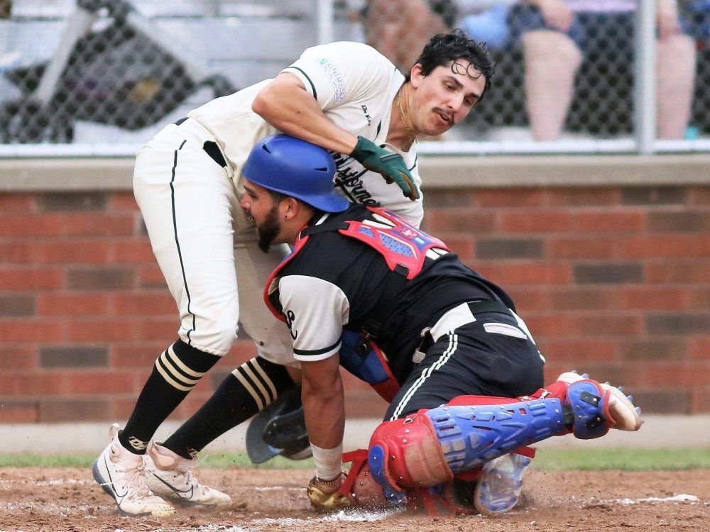 Barnstormers batter Panthers in blowout win | Chatham Daily News