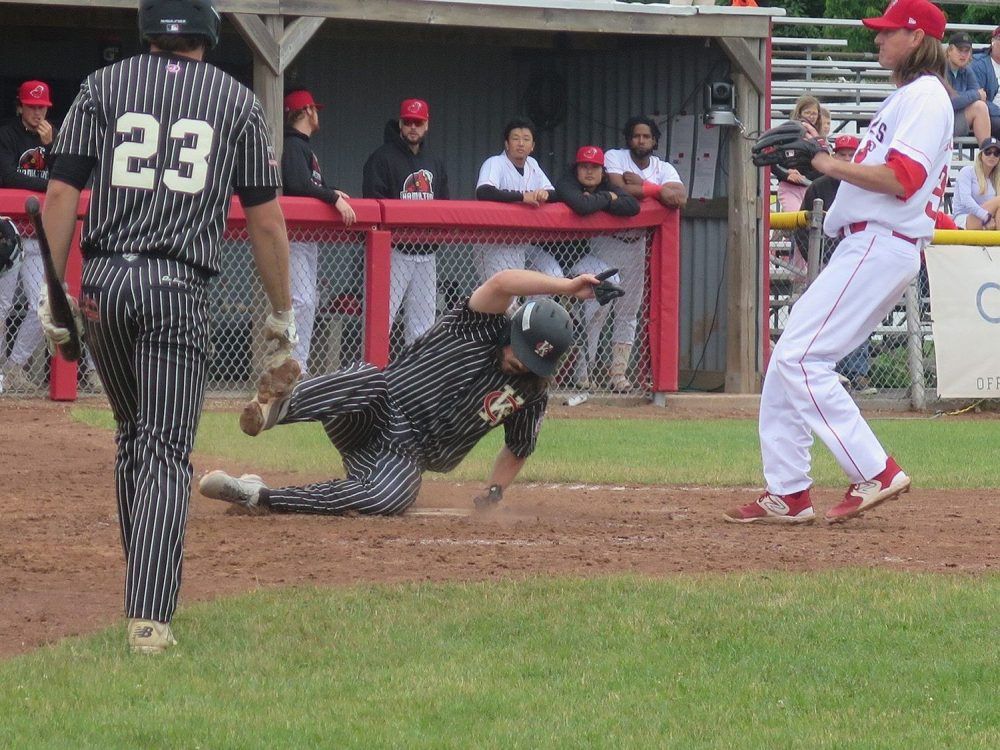 Barnstormers bounce back to end losing streak | Chatham Daily News