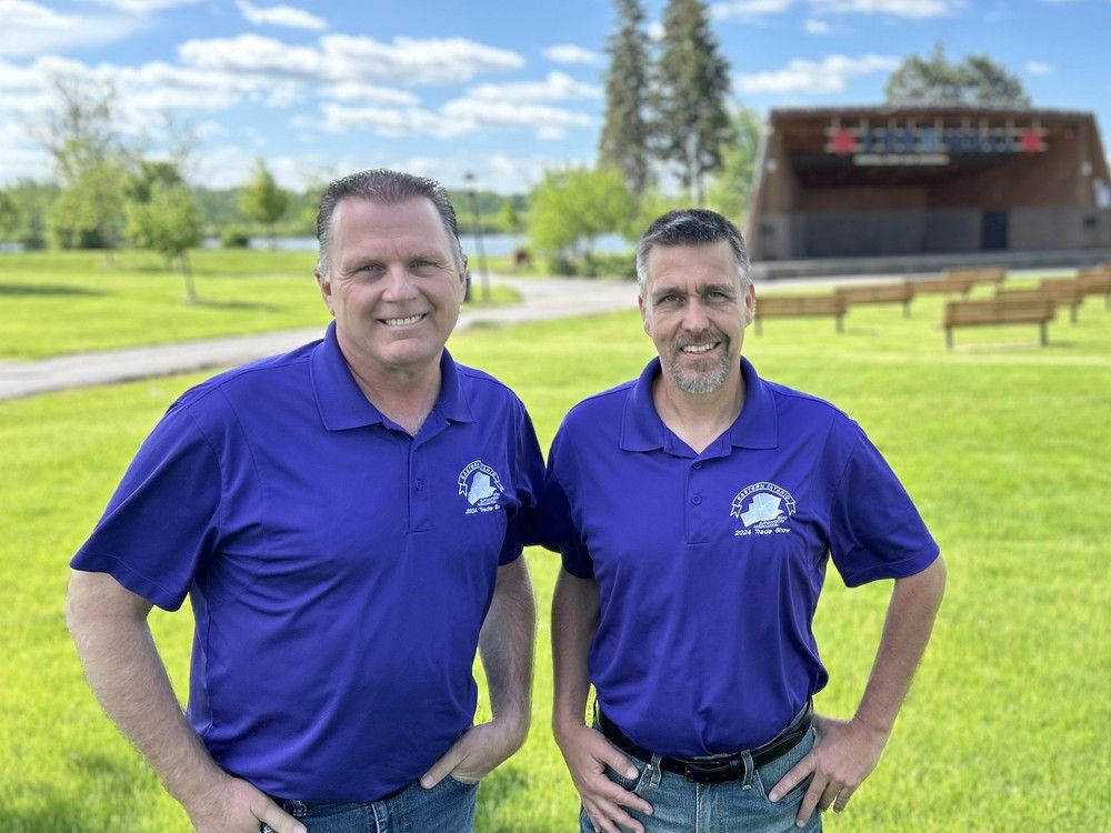 What a cool AORS trade show opening on a steamy day in Cornwall ...