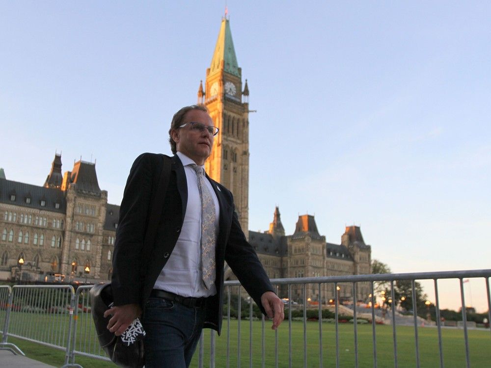 Wayne Long calls for Trudeau to resign in letter to caucus | Telegraph ...