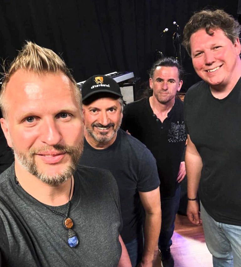 Singer So Lonely until finding Sting | Sault Star Singer So Lonely until finding Sting | Sault Star
