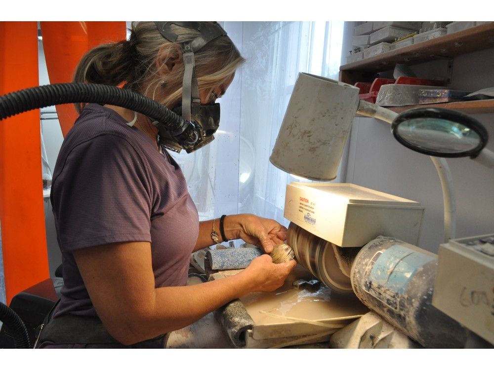 'I dream in purple and white': Artist celebrates 20 years of quahog ...