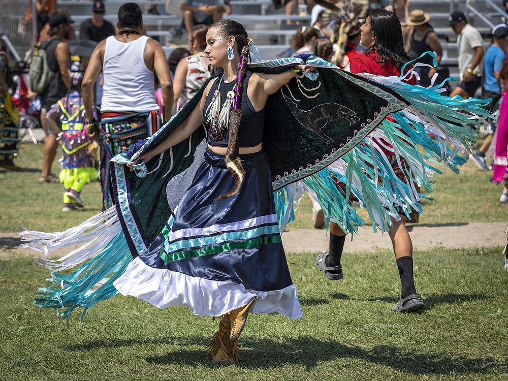Pow wow attracts thousands to Six Nations | The Woodstock Sentinel Review