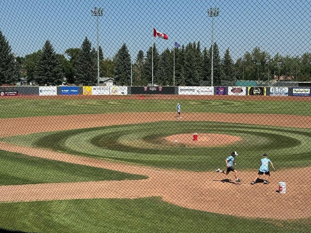 The heat is on for Cornwall at Canadian Junior Little League Champs ...