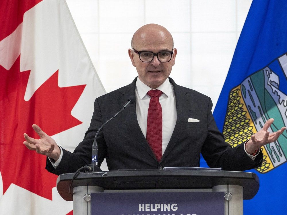 Canada and Manitoba sign new five-year agreement on French-language ...