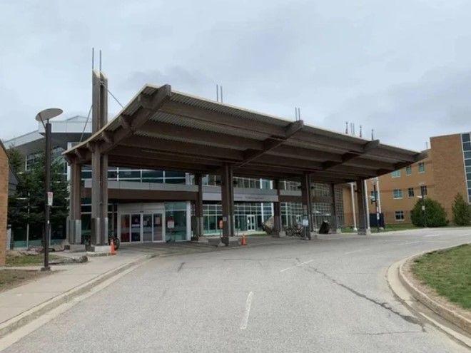 North Bay hospital is seeing extra long wait times | North Bay Nugget