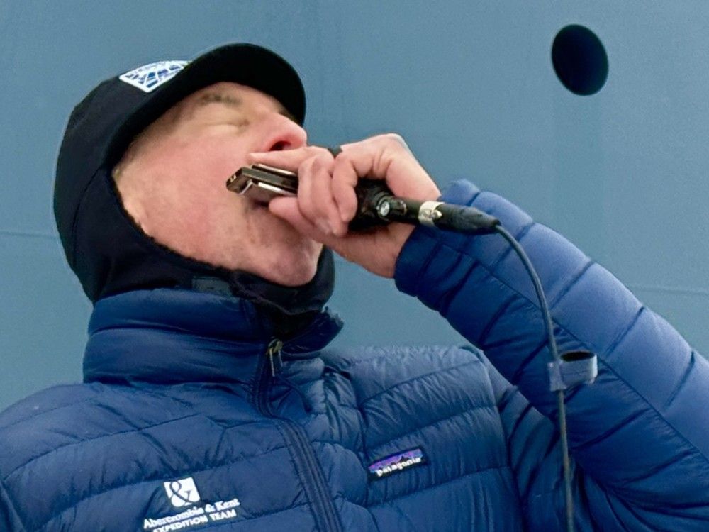 Sarnia's Mike Stevens performs on the ice at the North Pole | The ...