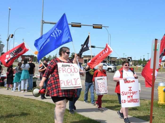 "This is all about building momentum": AUPE rallies held locally ...