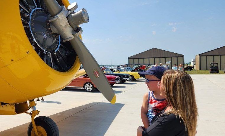 PHOTOS: Mustangs roll — and fly — into Chatham-Kent airport | The ...