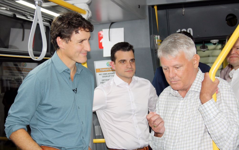 Trudeau makes stop in the Sault to visit Sault Transit | Sault Star