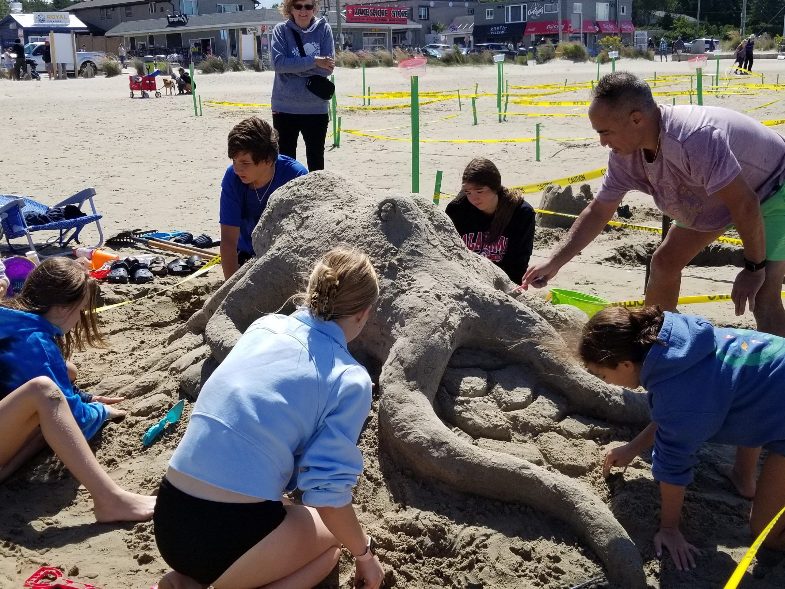 A little windy but Sandfest sculptors turn out anyway | Goderich Signal ...
