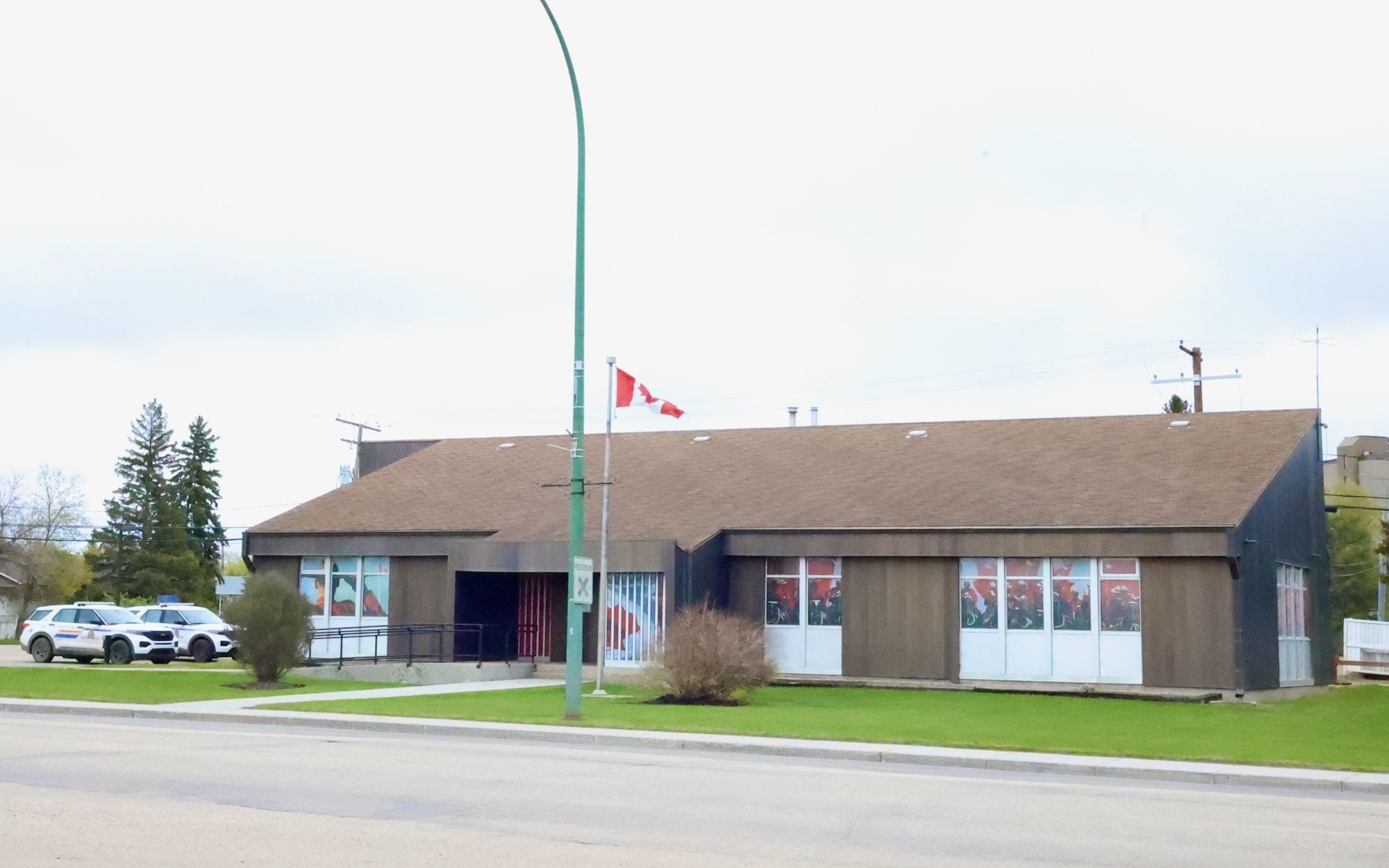 Five arrested after fleeing vehicle located in bush | Melfort Journal