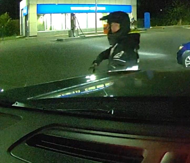 Bold dirt bike driver did wheelies, donuts around Sudbury officer ...