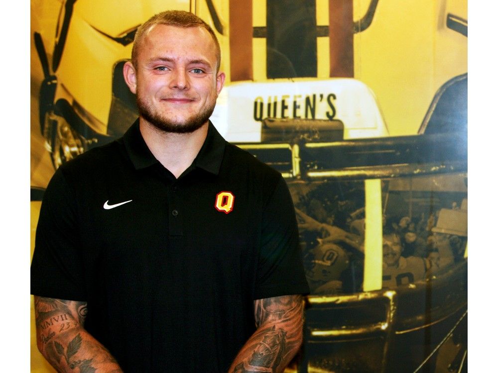 Gaels' Vanek emerges as football star | Belleville Intelligencer