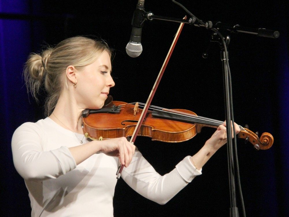 Pembroke native Emma March takes top spot at annual fiddle, step-dance ...