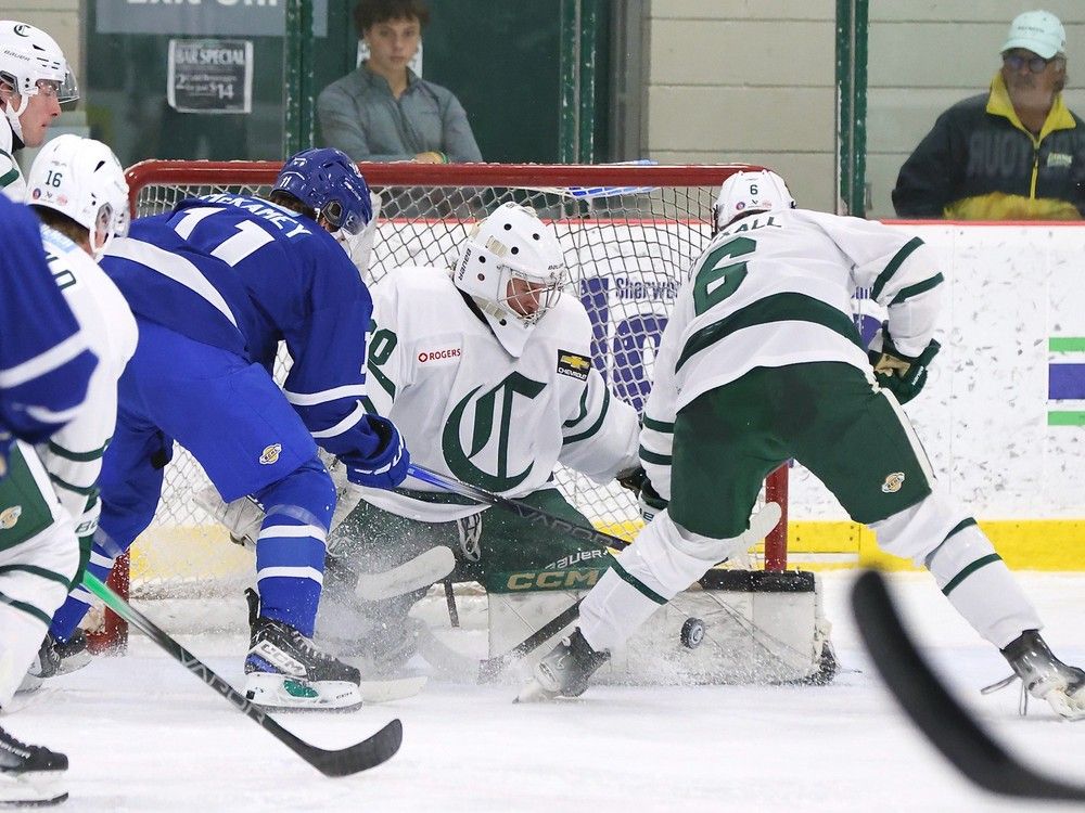 Cru capture split to kick off first full BCHL season | Sherwood Park News