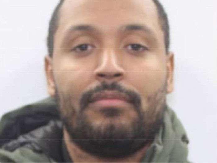 Four arrested, one sought for string of bank robberies across Ontario ...