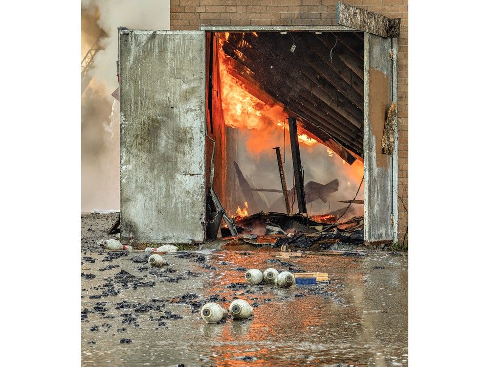 Major fire destroys part of Mohawk Plaza | Brantford Expositor