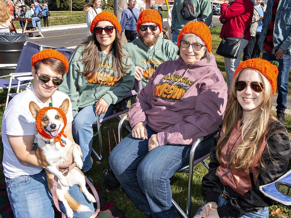 PumpkinFest draws thousands to Waterford | Chatham This Week