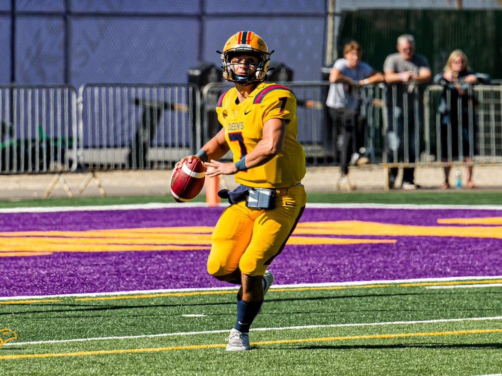 Laurier Golden Hawks manhandle Queen's Gaels | Brockville Recorder & Times