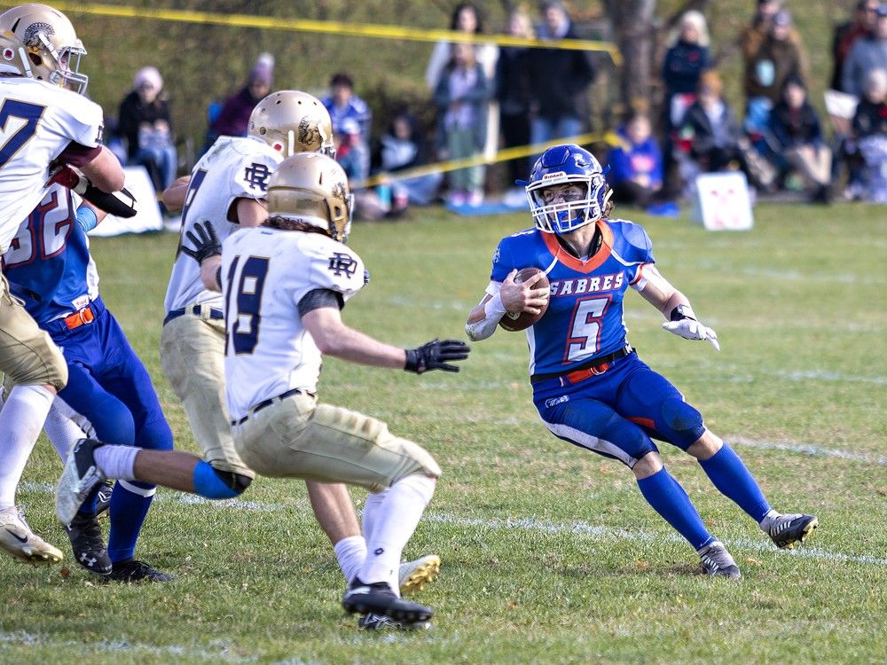 Raiders defeat Sabres 45-0 to win varsity football championship ...