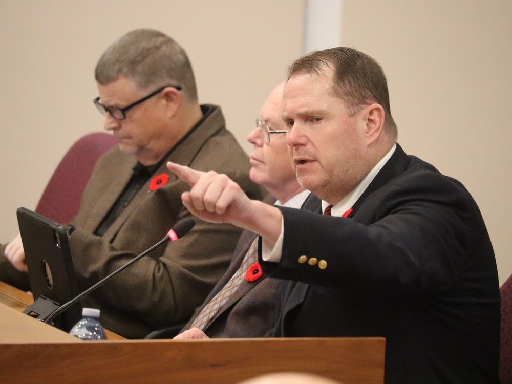 Petrolia man Bill Dennis helped arrest gets nearly two years | The ...