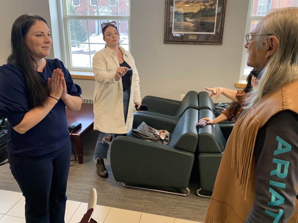 Atwin's anti-nuke stance in a pro-nuclear Liberal government ...