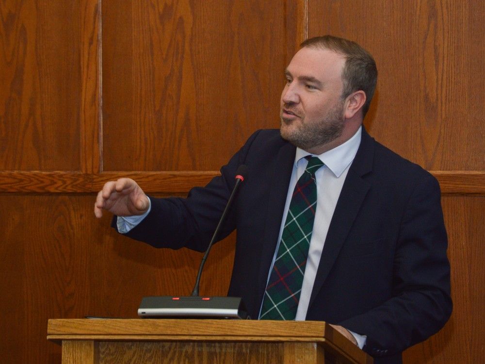 Cornwall man who threatened Eric Duncan faces 15-months house arrest ...