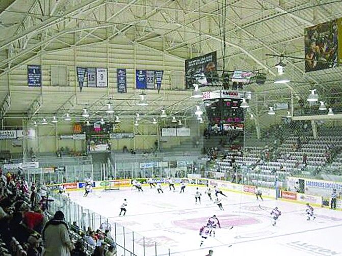 Flashback: Spitfires and Hounds of '76-77 were a battle of teams ...