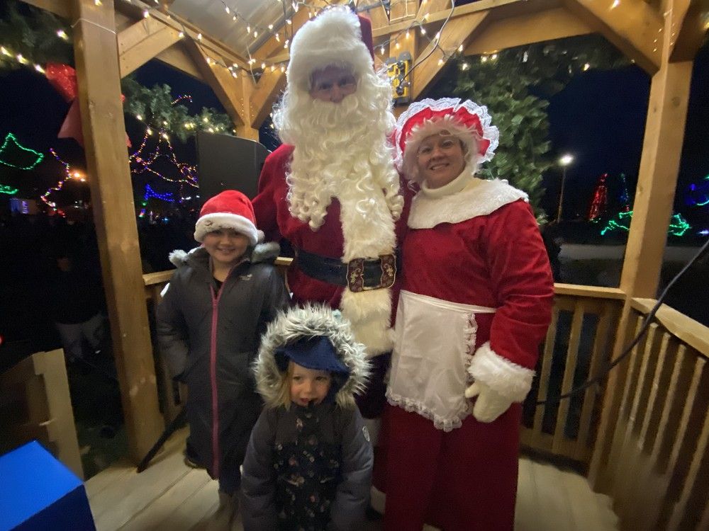 Simcoe Panorama lights up for 66th year | Simcoe Reformer