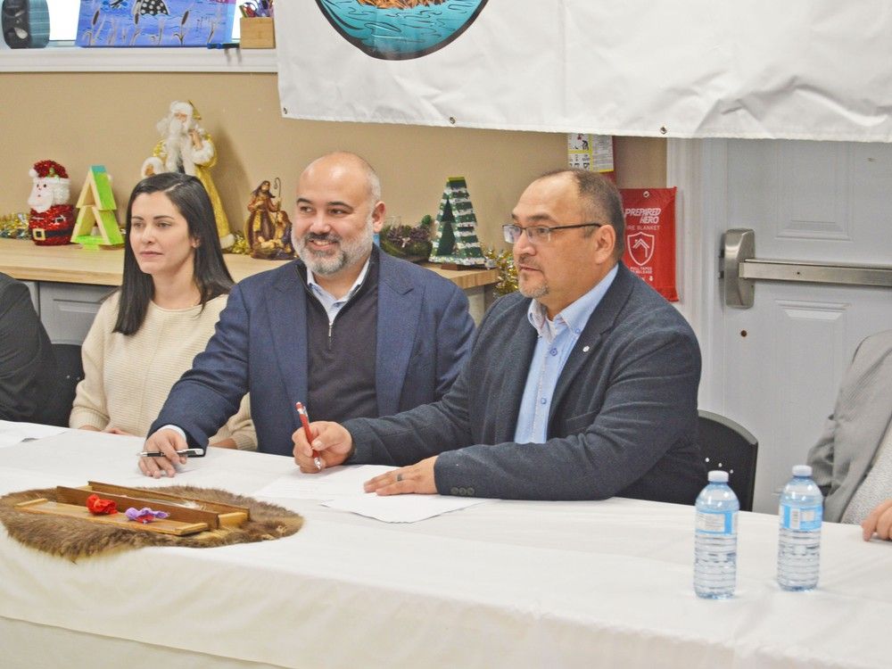 'Historic' agreement reached between Beaverhouse First Nation and ... 'Historic' agreement reached between Beaverhouse First Nation and ...