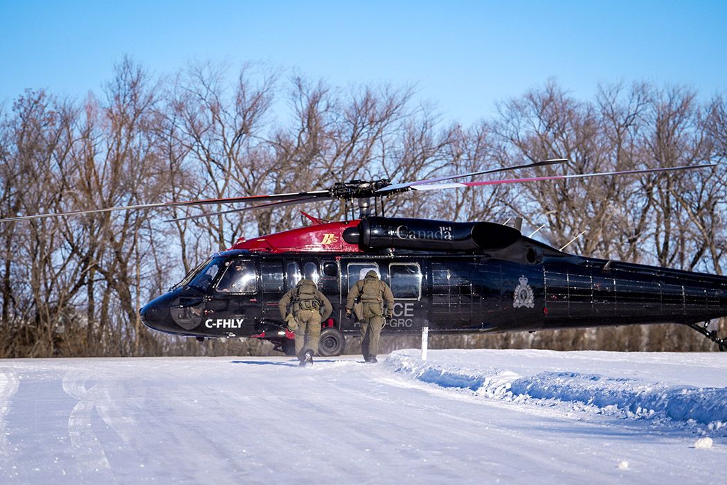 RCMP deploys Black Hawk helicopters to patrol Manitoba border with U.S ...