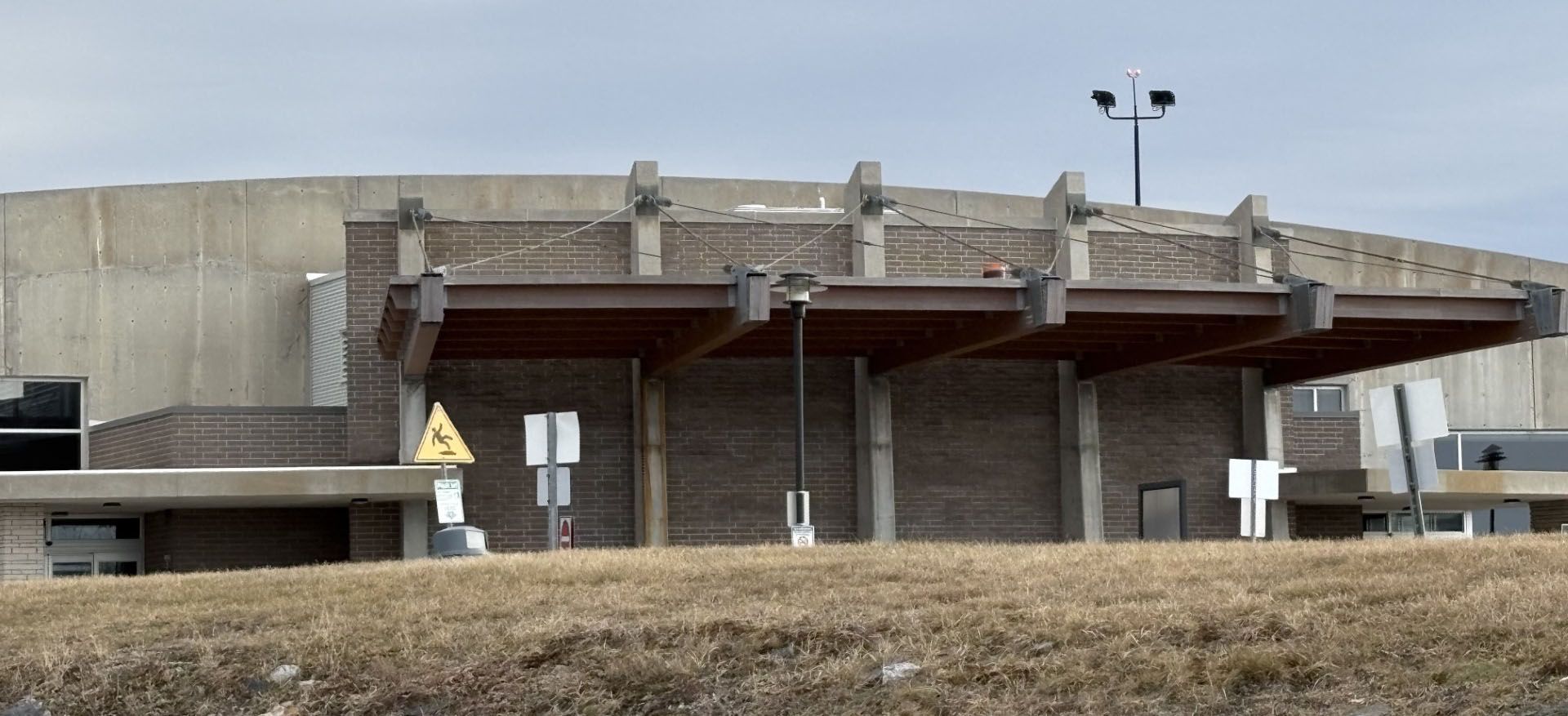 North Bay's airport manager wants the feds to create national strategy ...