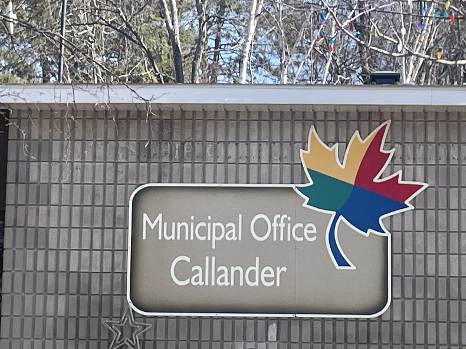 Callander Mayor Robb Noon, Councillor Irene Smit resign from council ...