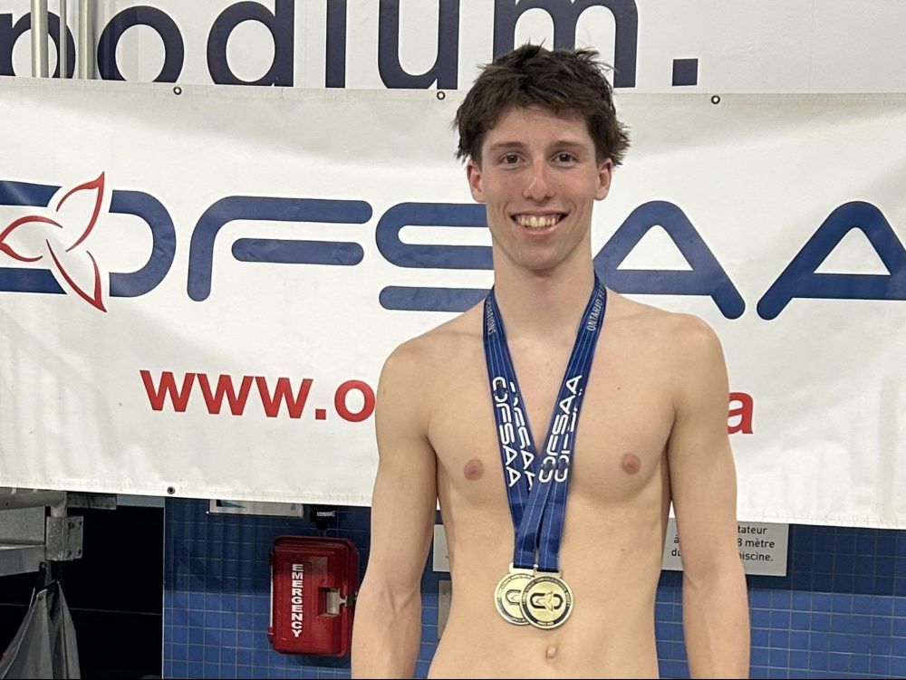Petrolia swimmer Darius Landon good as gold again | The Sarnia Observer