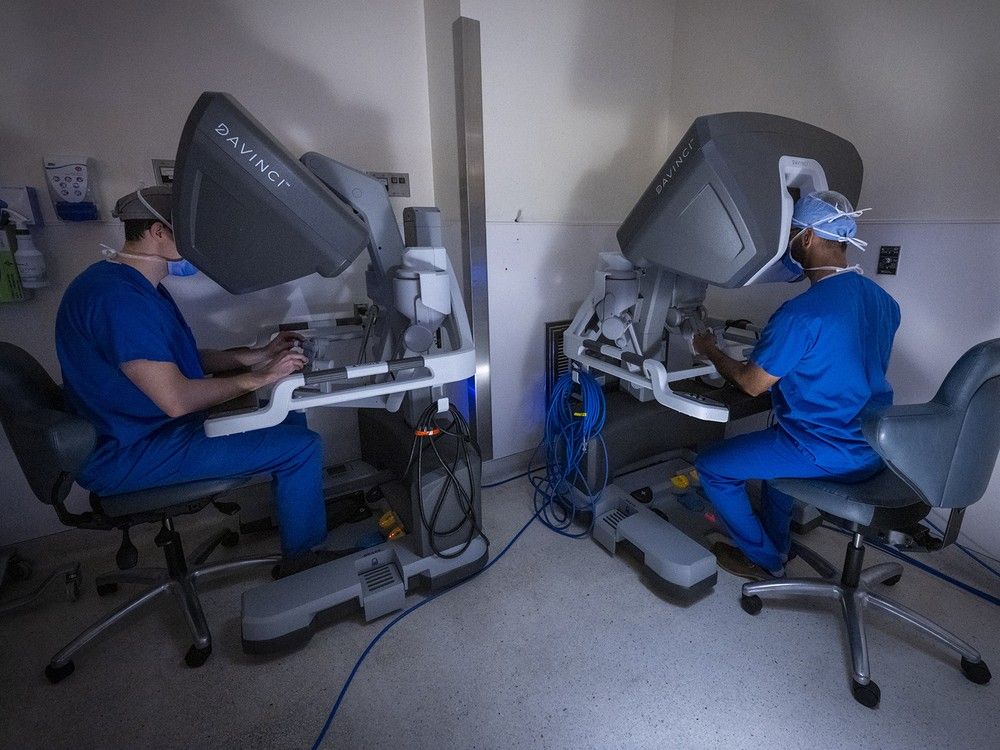 Kingston surgeons pushing boundaries of robotic surgical innovation ...