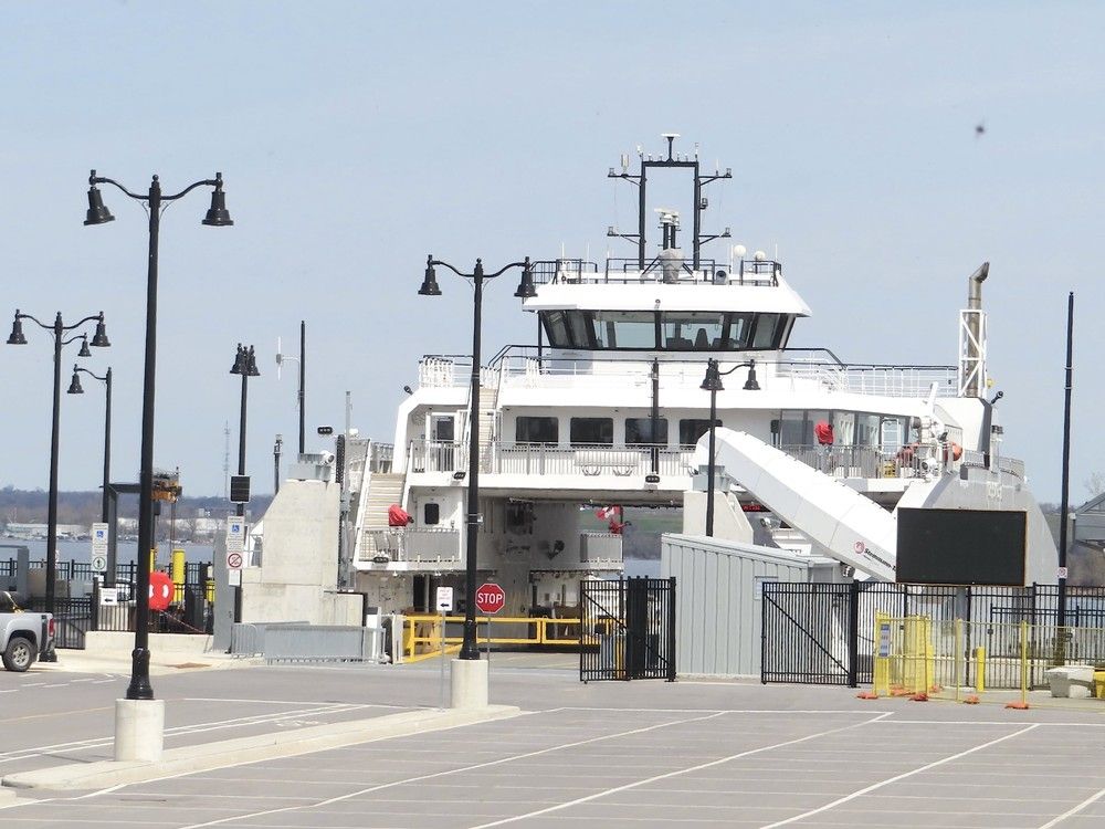 Wolfe Islander IV ferry returns to Kingston area | The Kingston Whig ...