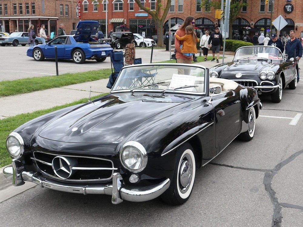 PHOTOS: RetroFest attracts thousands of people to downtown Chatham ...