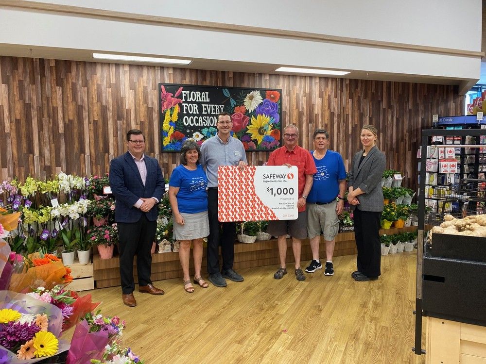 Safeway Kenora bigger and better than ever following grand re-opening ...