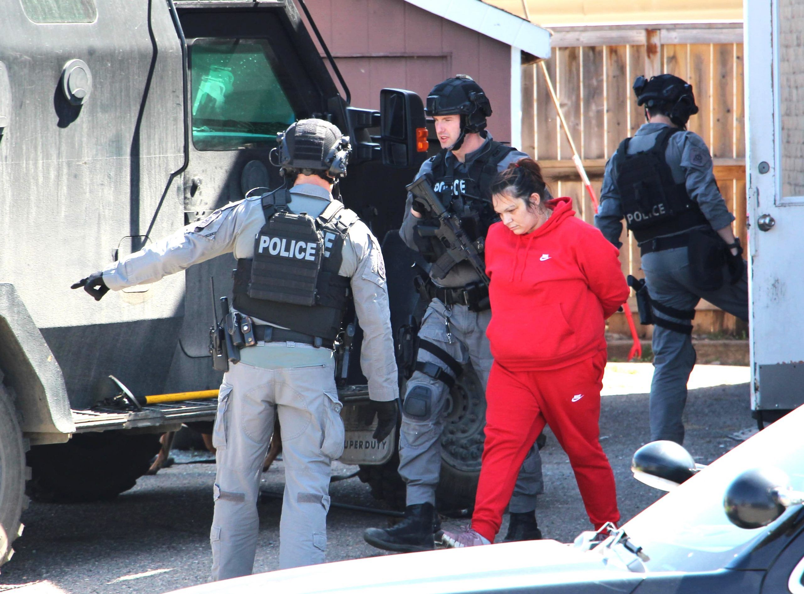 Pair face weapons charges following Second Line West search | Sault Star